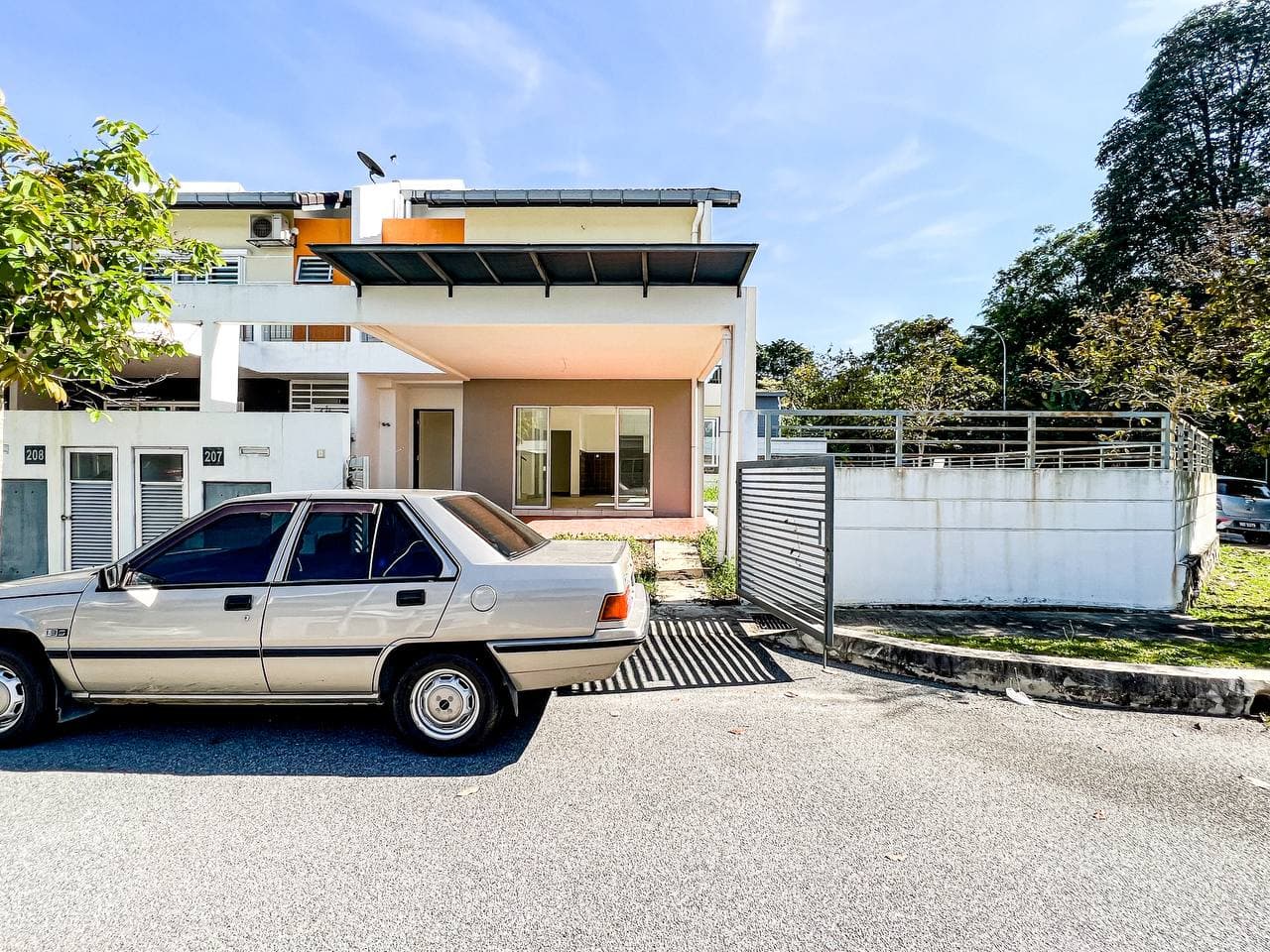 [CORNER LOT] DOUBLE STOREY TAMAN KAYANGAN PELANGI HEIGHTS MANTIN ...