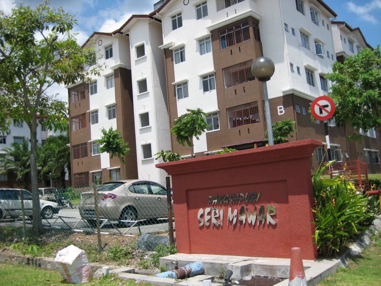 Pangsapuri Seri Mawar, Bandar Seri Putra Bangi - gohartanah.com - Jual ...